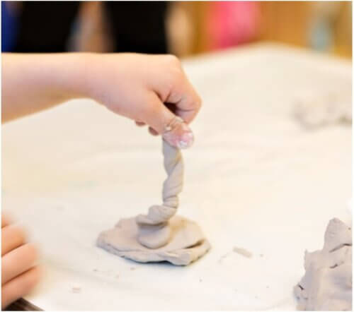 Early Childhood Clay Curriculum (Kindergarten) - Studio in a School